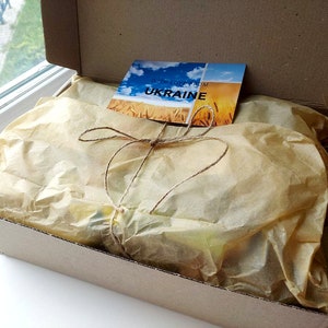 Handpicked Ukrainian Snack Box | Souvenir With Ukraine Snacks and ...