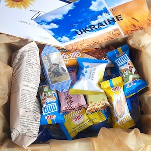 Handpicked Ukrainian Snack Box | Souvenir With Ukraine Snacks and ...