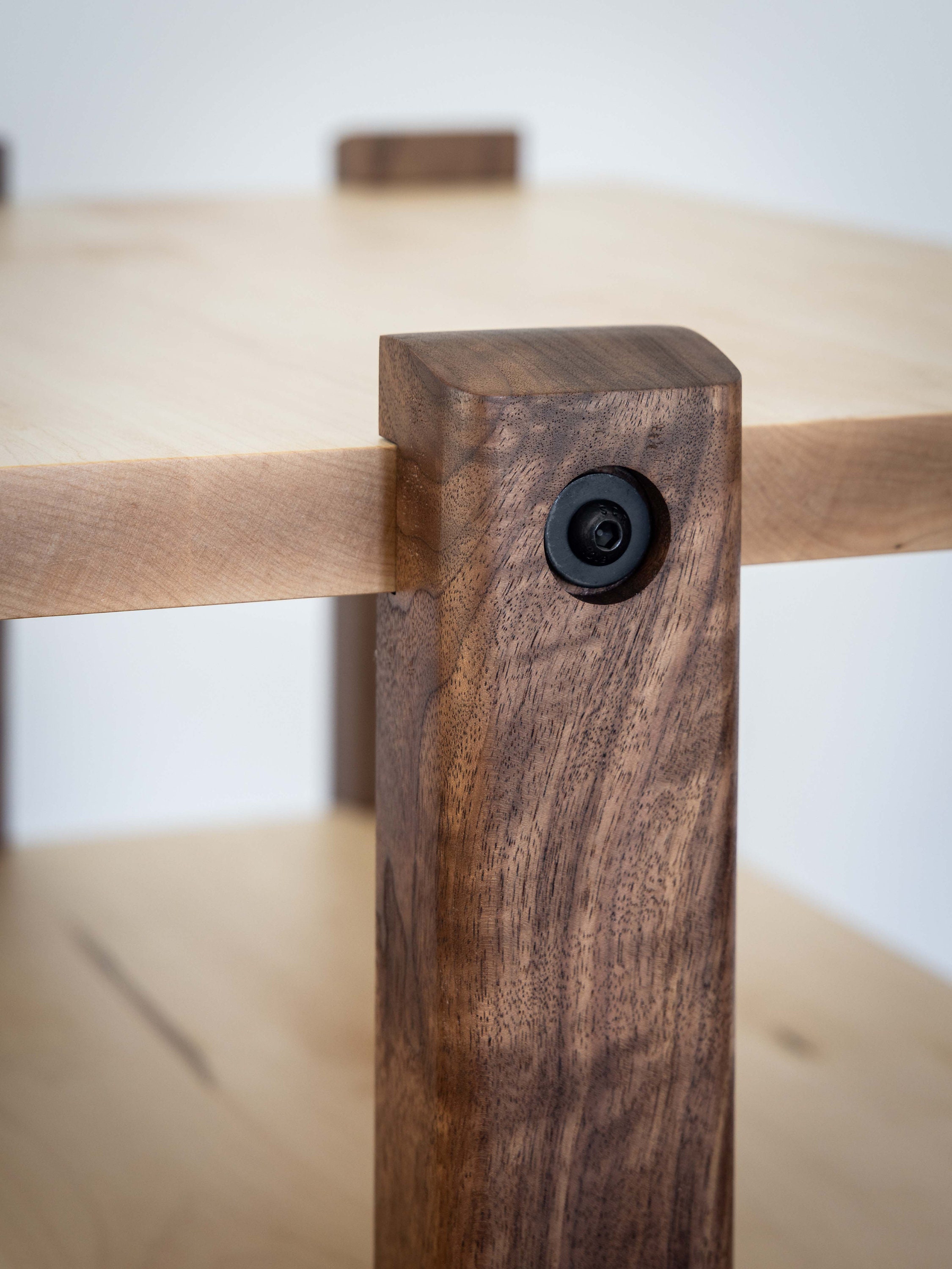 ECHELON II Audio Rack - Hybrid, Maple Shelves & Walnut Legs - Etsy