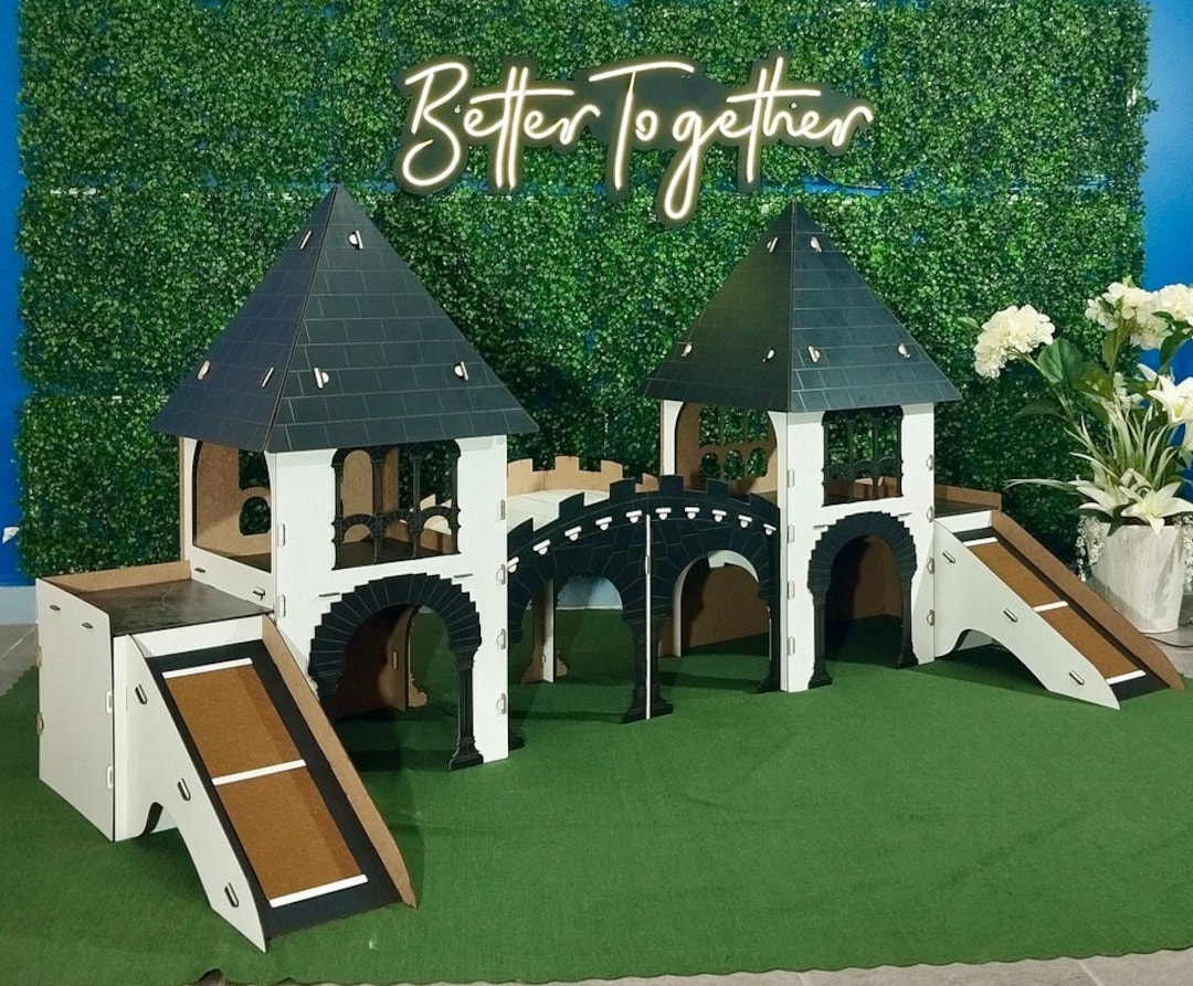 Bunny Castle Indoor With Bridge – Large Rabbit House With 2 Towers ...
