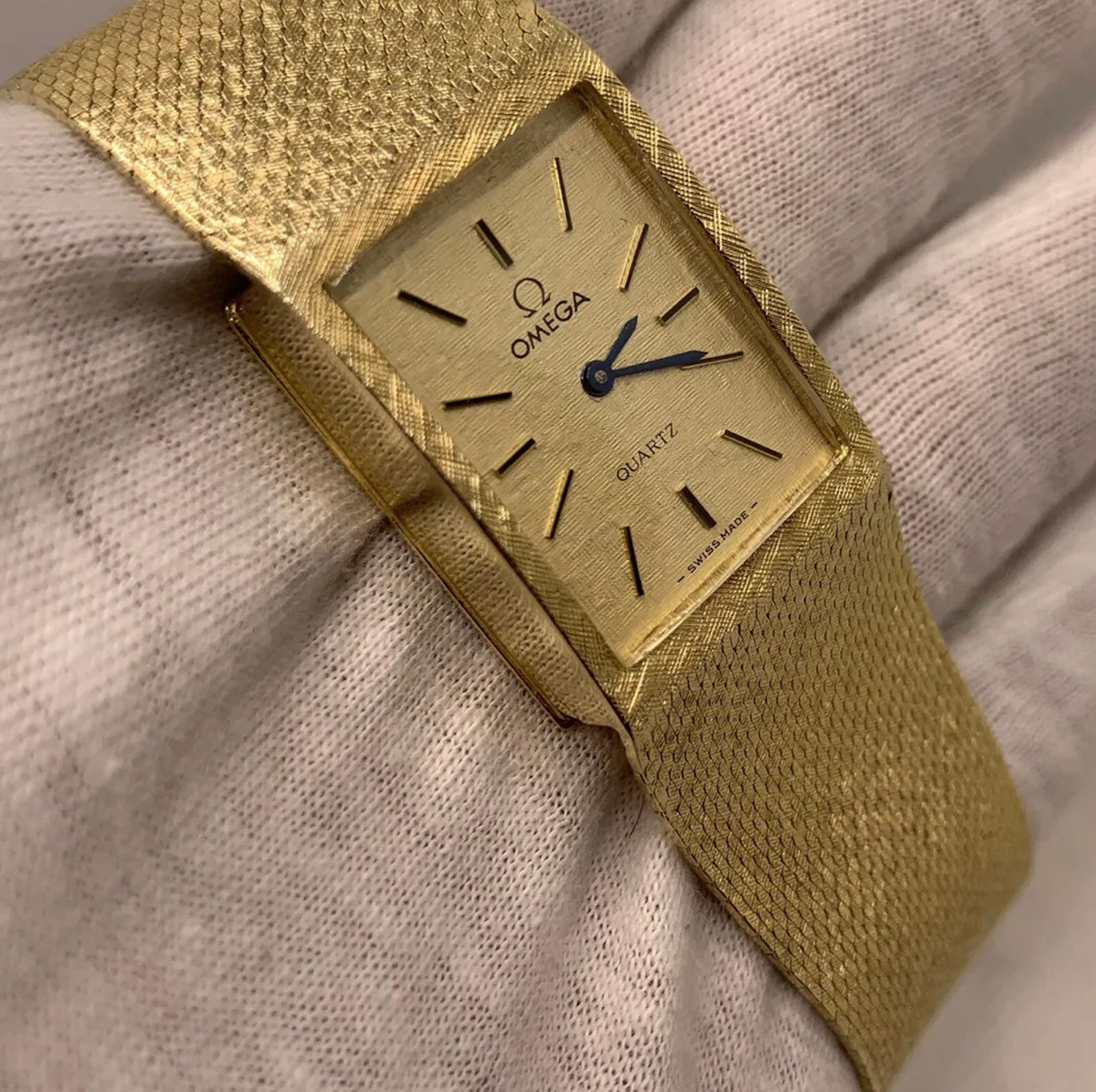 14K Yellow Gold Omega Vintage Watch Mens Solid Gold Timepiece 1985 - Etsy