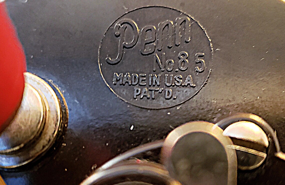 Vintage Penn No. 85 FISHING REEL Deep Red Bakelite Beehive Handle. Get ...