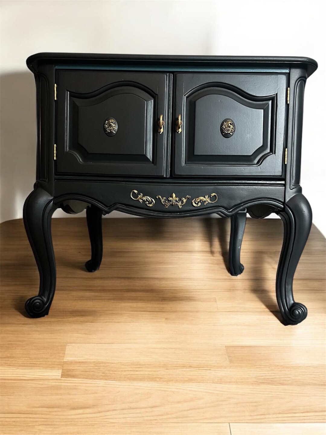 Gothic Antique Skull 2 Door Side Table - Etsy