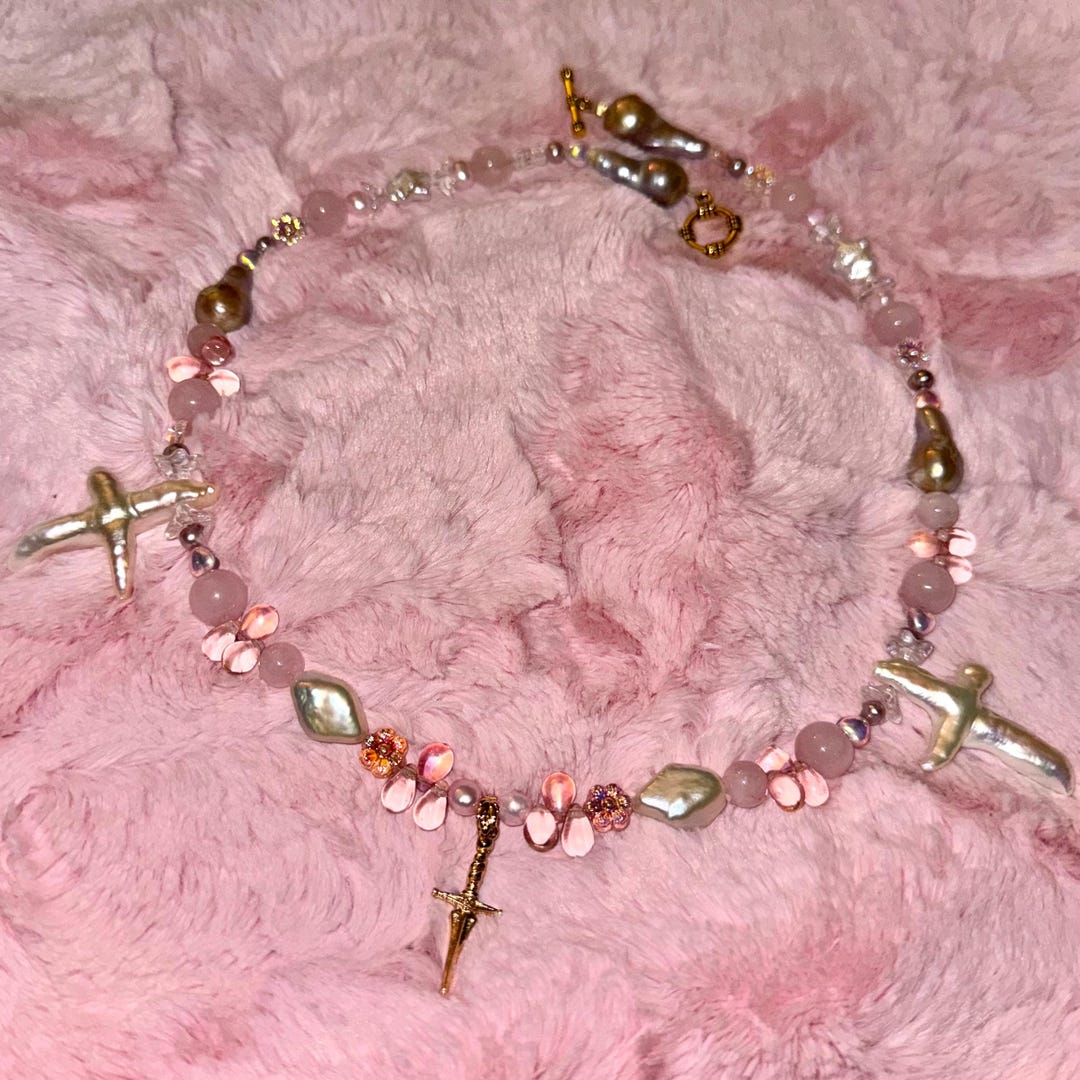 Princess Dagger Necklace - Etsy