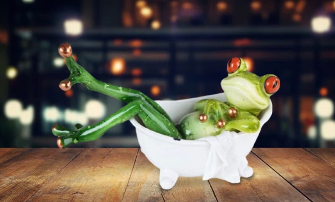 Frog in Bath Tub Red Eyes Funny Animal Figurine Home Decor Gifts - Etsy