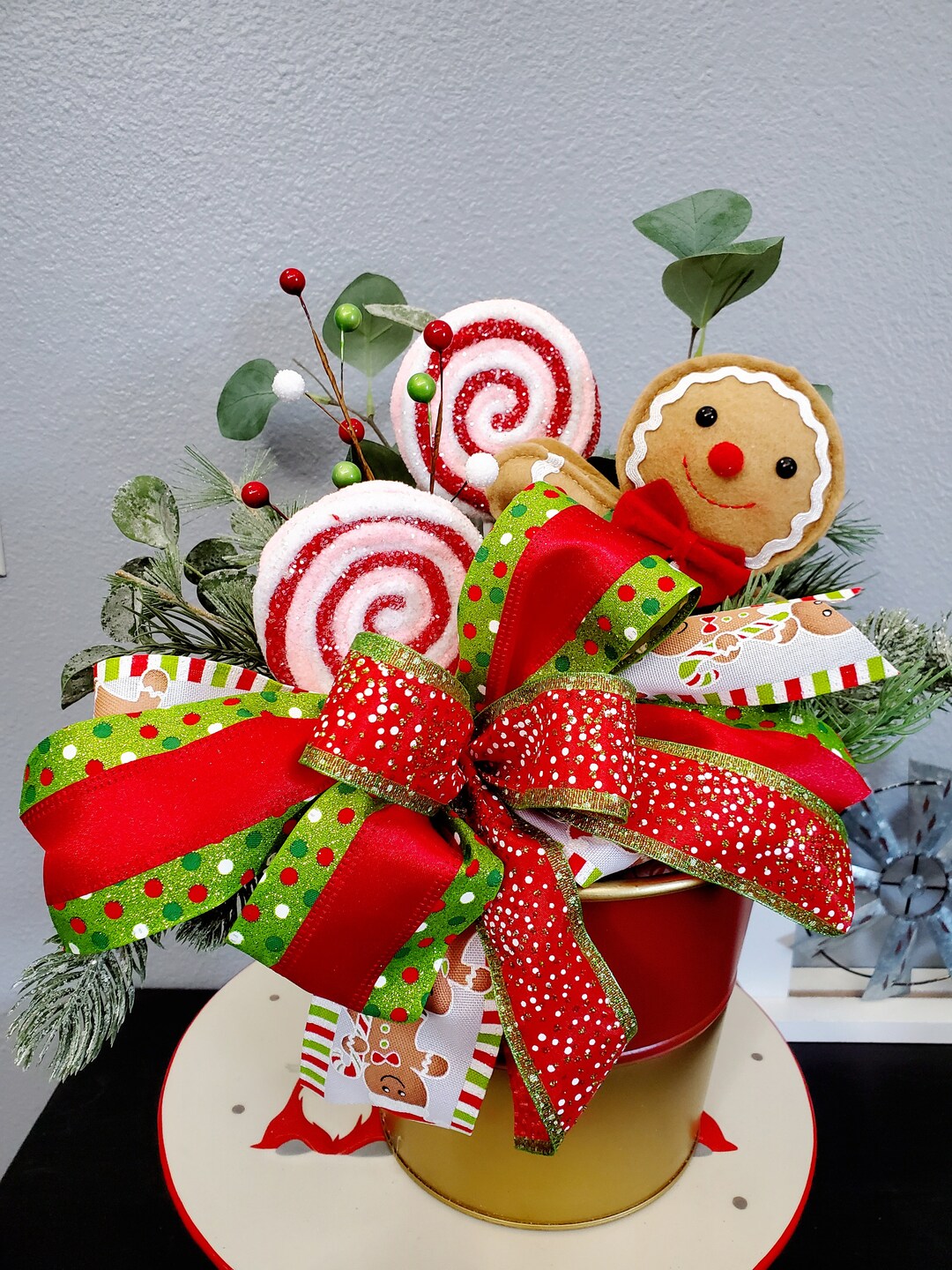 Gingerbread Arrangement, Centerpiece, Gingerbread, Floral Arrangement ...