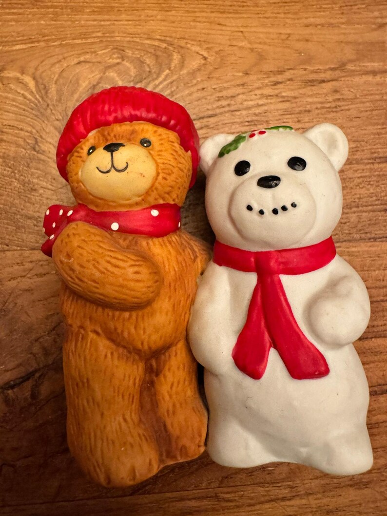 Enesco Figurine Lucy Rigg Rigglets Christmas Bear W Red Hat and Snowman ...