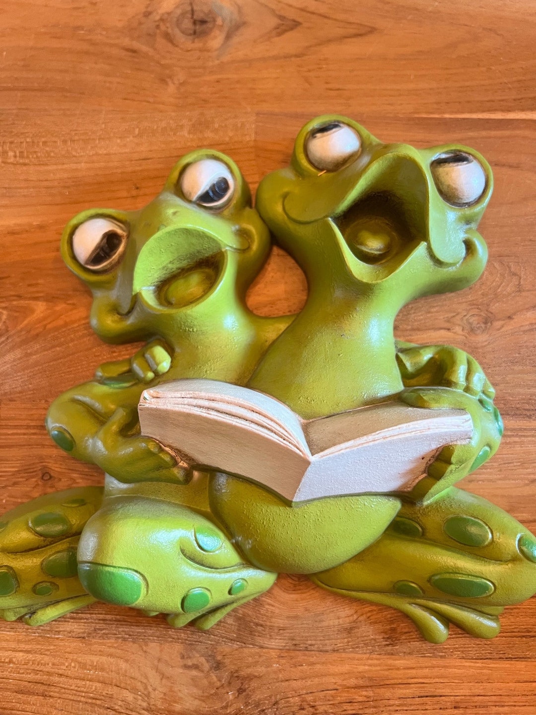 Burwood 1978 Frogs Reading Books Wall Hanging Plaque Green - Etsy