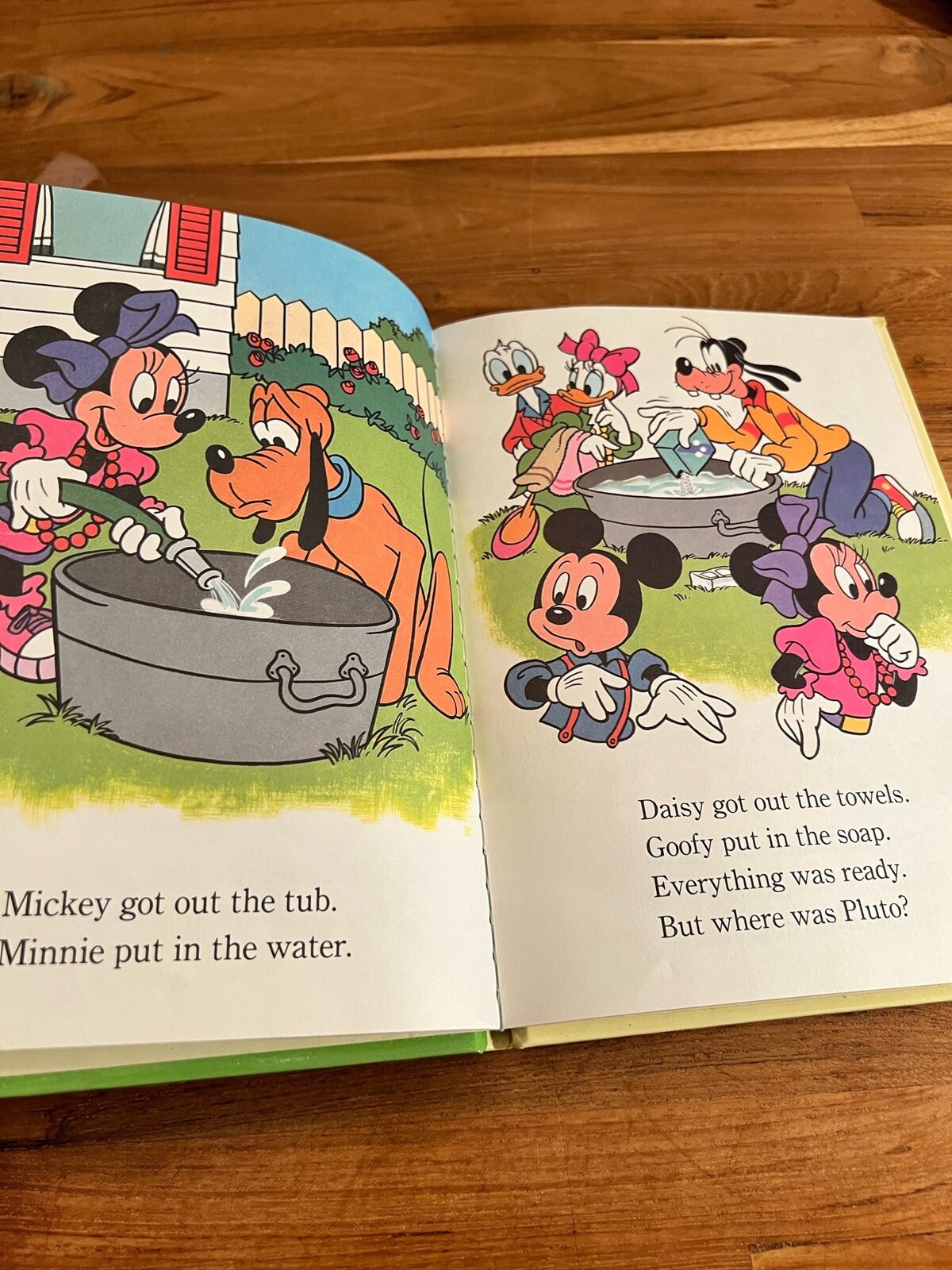 Walt Disney's Mickey Mouse and the Pet Shop., Phillips, Joan - Etsy