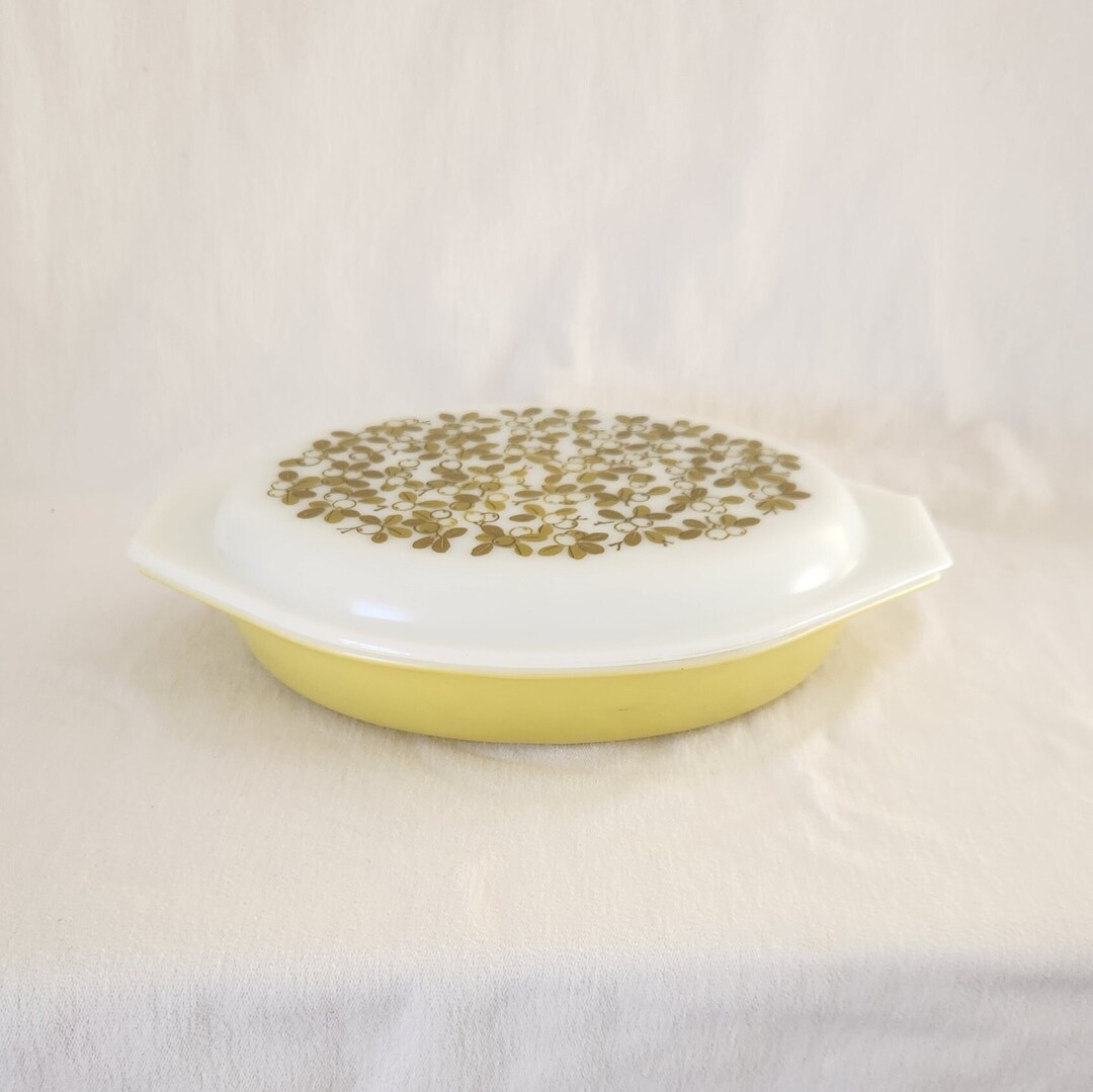 Vintage PYREX Verde Olive 1 Qt Divided Casserole Dish With Lid - Etsy