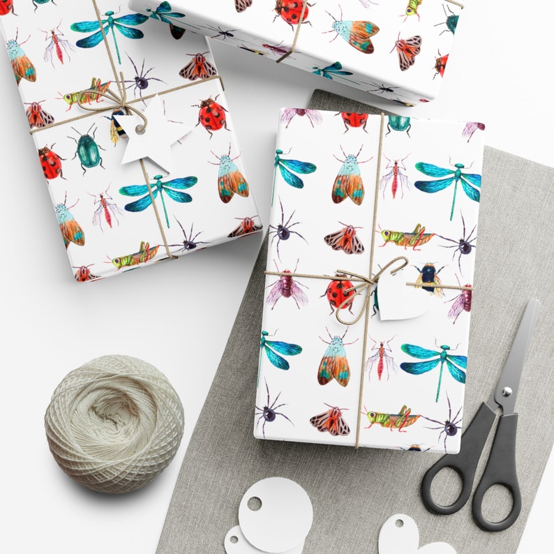 Insects Gift Wrapping Paper With Bugs - Dragonflies, Ladybugs, Bees ...