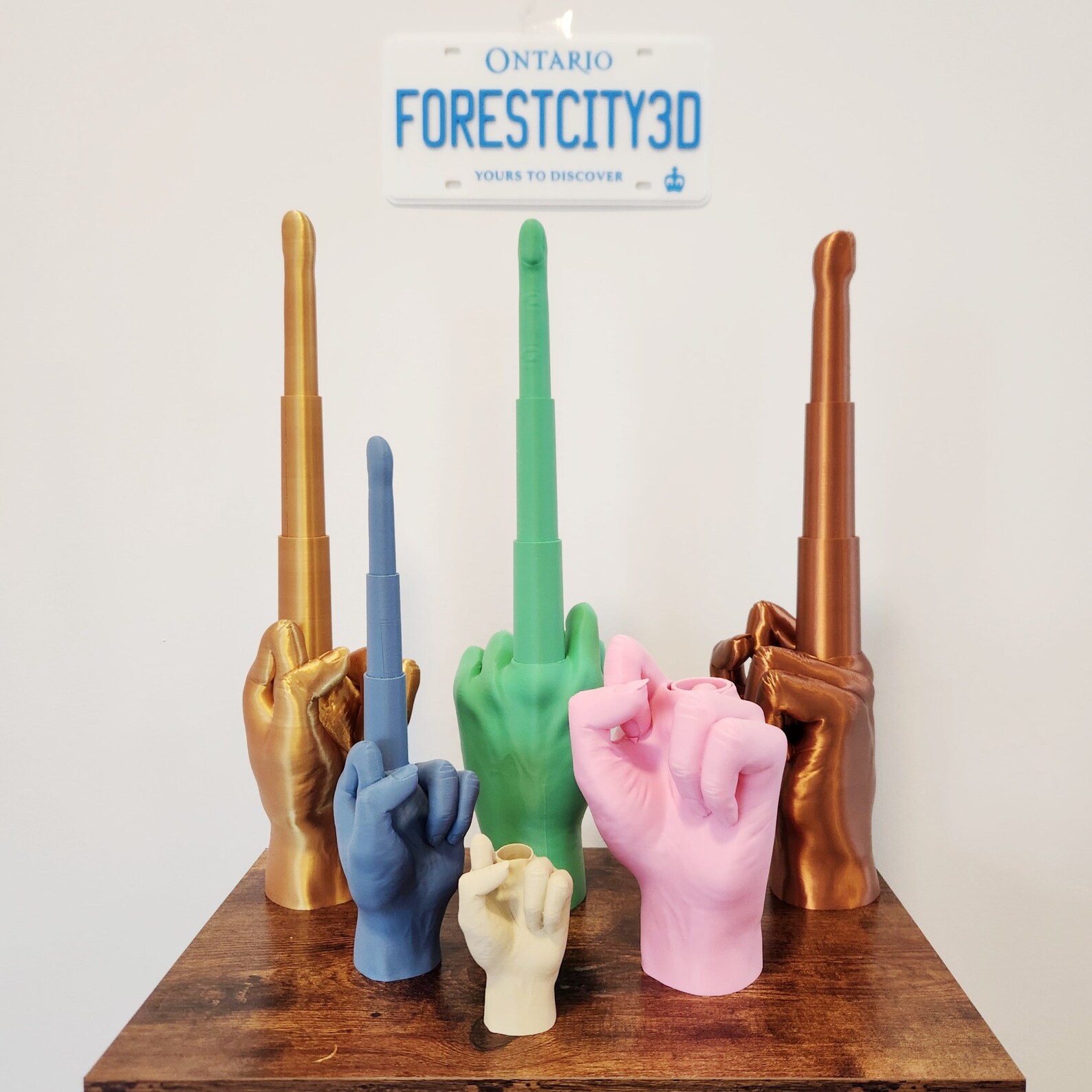 Golden Silver Collapsible Middle Finger Expandable Middle Finger Sword ...