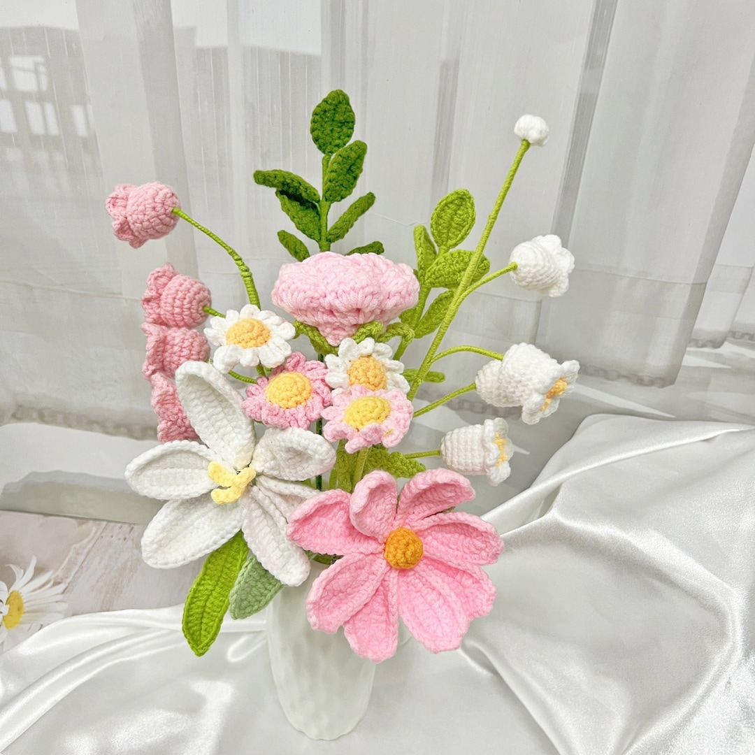 Crochet Tulip Bouquet,graduation Gift,woven Flowers,sunflowers/rose ...