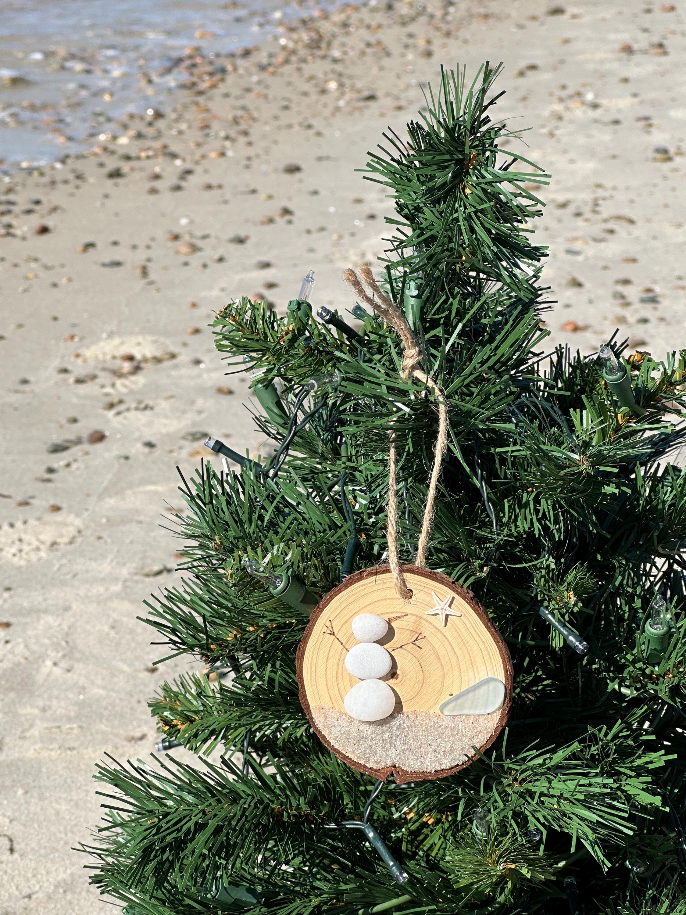 Cape Cod Snowman Winter Beach Ornament Stone and Sea Glass Art - Etsy