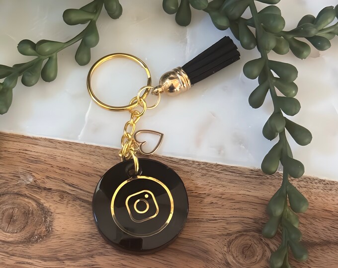 NFC Keychain, Scannable Keychain, Social Media Keychain, Influencer ...