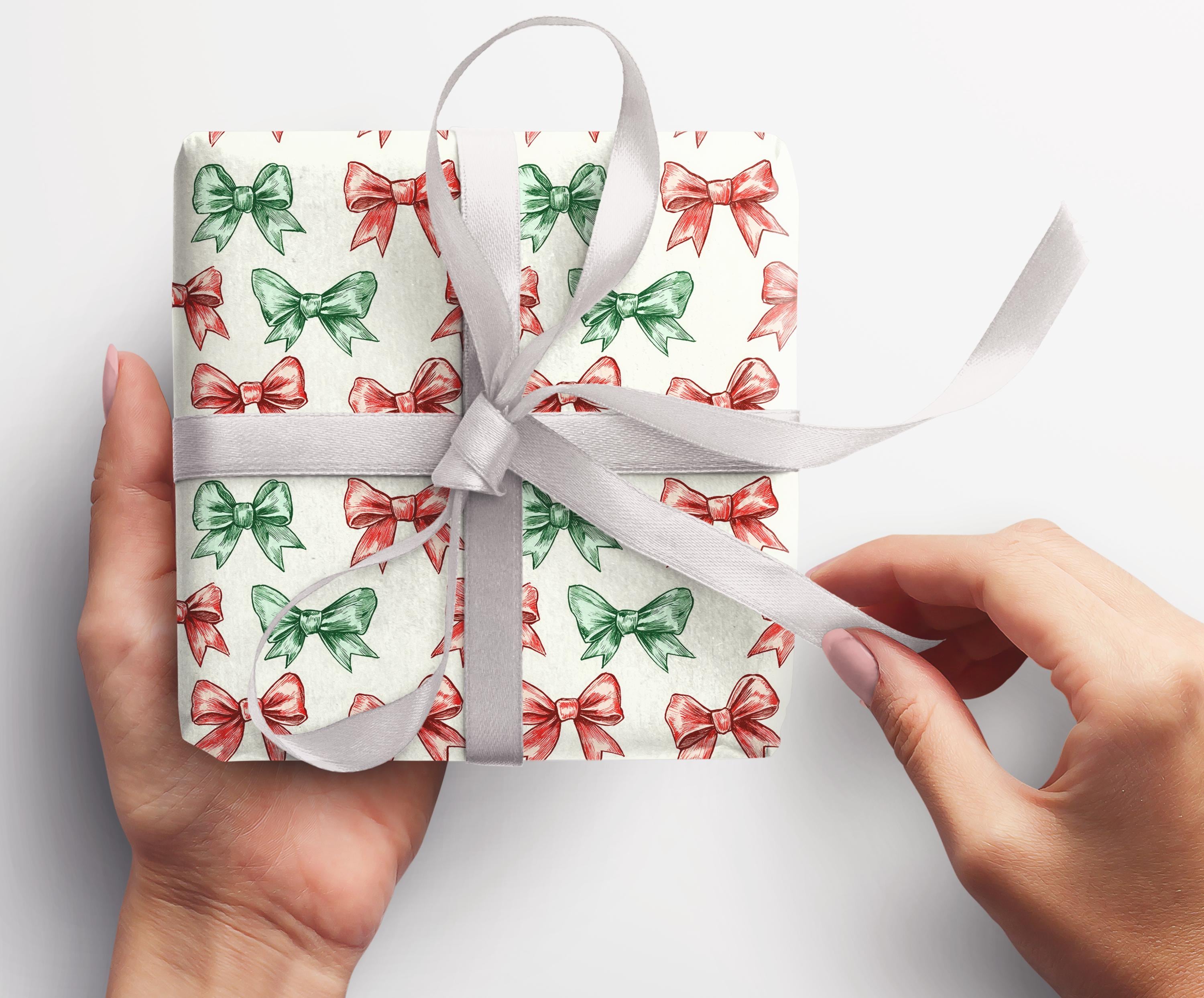 Red and Green Bows Wrapping Paper Cute Christmas Bows Gift Wrapping ...