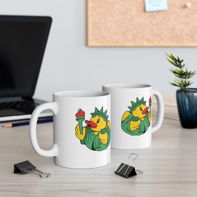 Liberty Rubber Duck Mug – Freedom Duck Coffee Cup – Iconic Character ...