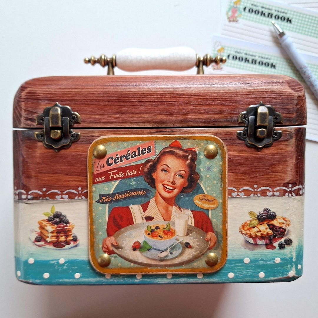 Retro Recipe Box: Handmade Wooden Storage for Family Recipe Cards - Etsy