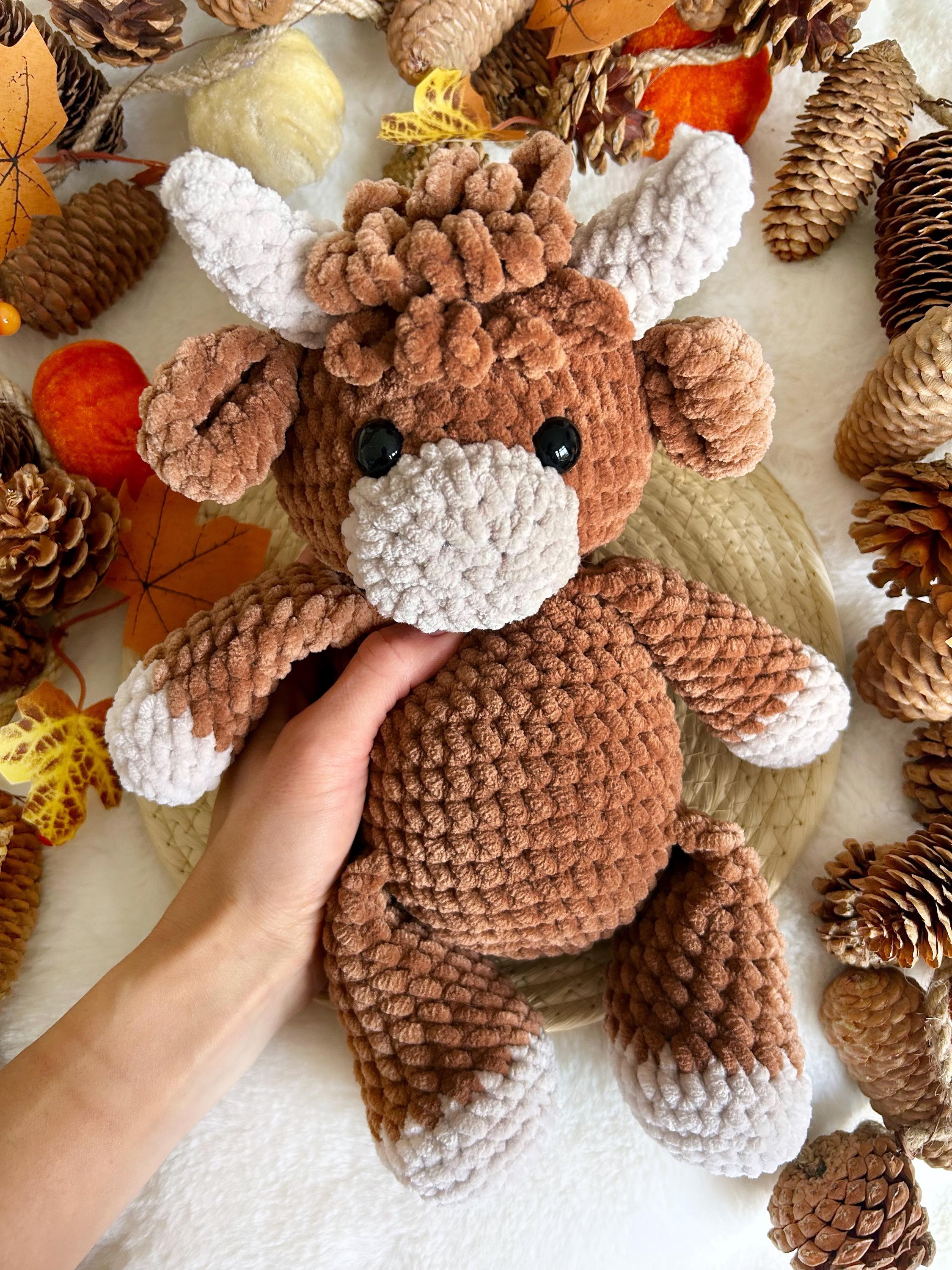 Highland Cow Crochet Pattern With Kilt Pattern - Etsy