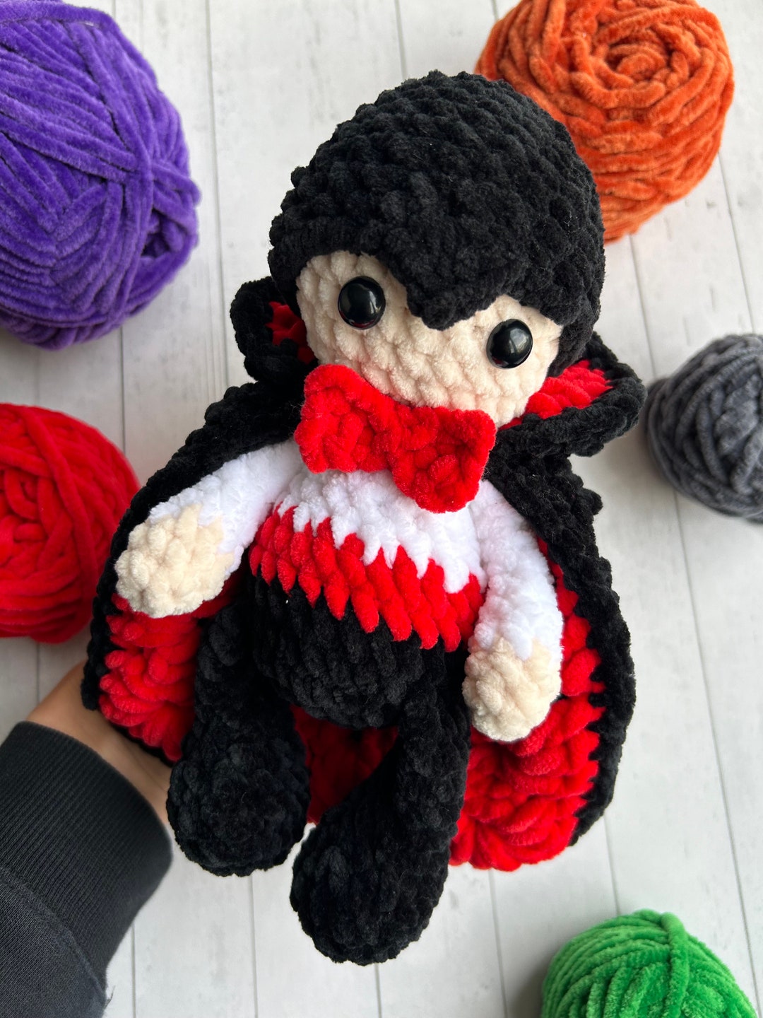 Crochet Dracula Pattern: Low-sew Halloween Amigurumi (PDF Pattern) - Etsy