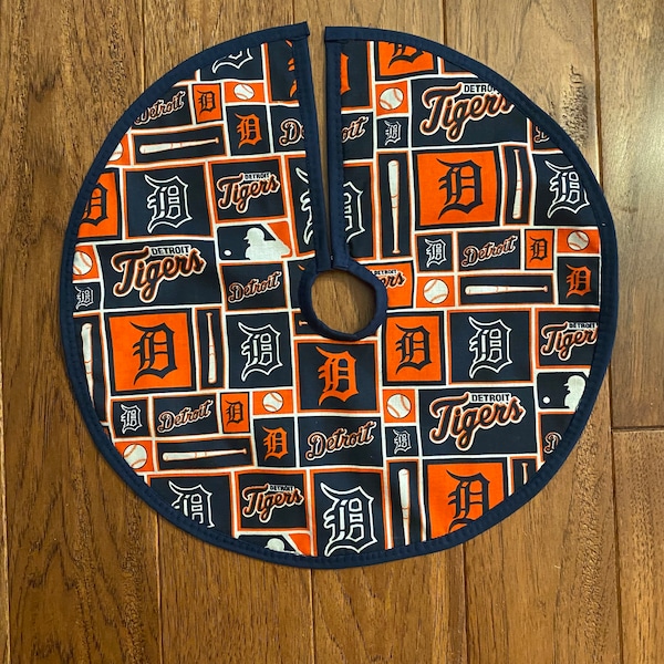 Sports Tree Skirt - Etsy