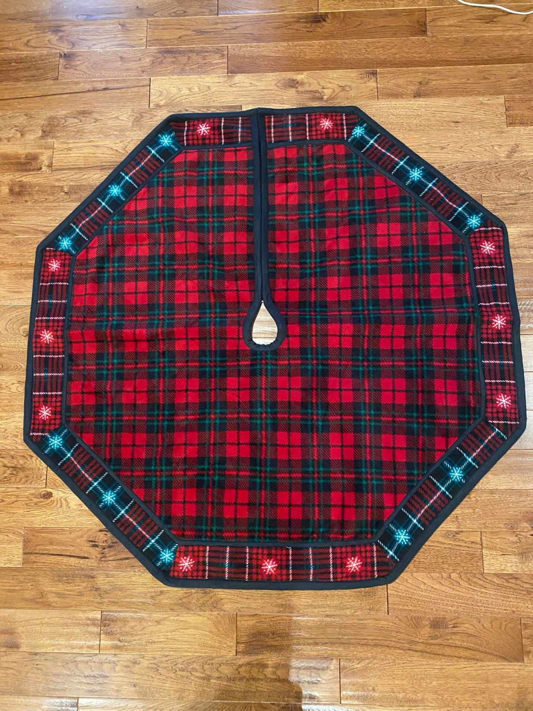 Red and Green Plaid Fleece Octagonal Tree Skirt - Etsy