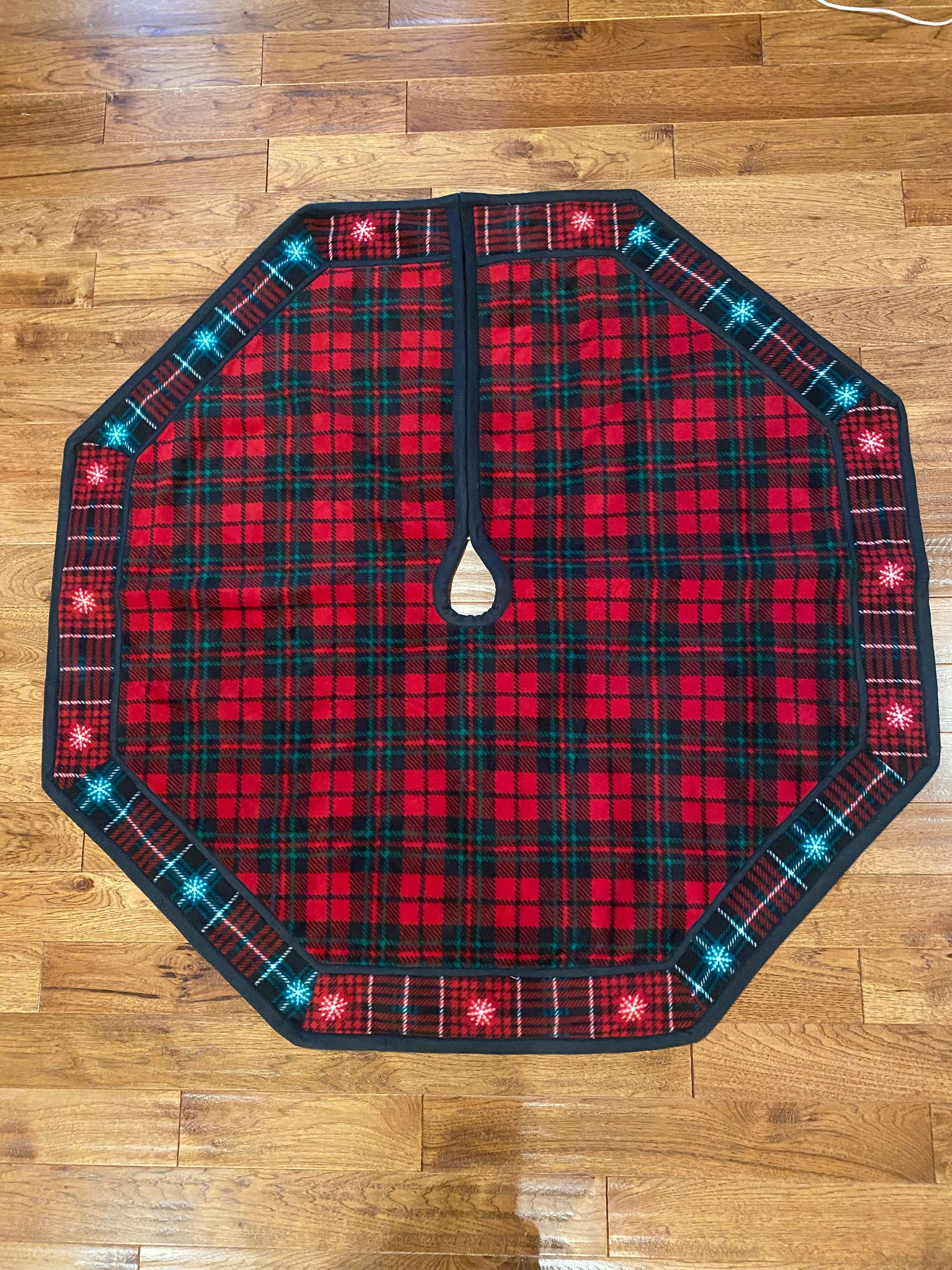 Christmas Plaid Octagonal Tree Skirt SALE Save 75 - Etsy