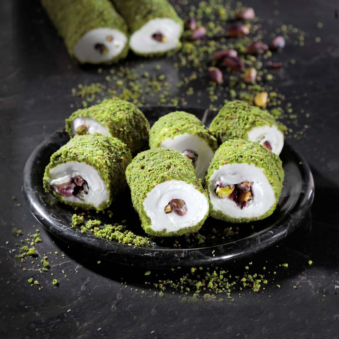 Premium Pistachio and Chocolate-filled Rolled Turkish Delight ...