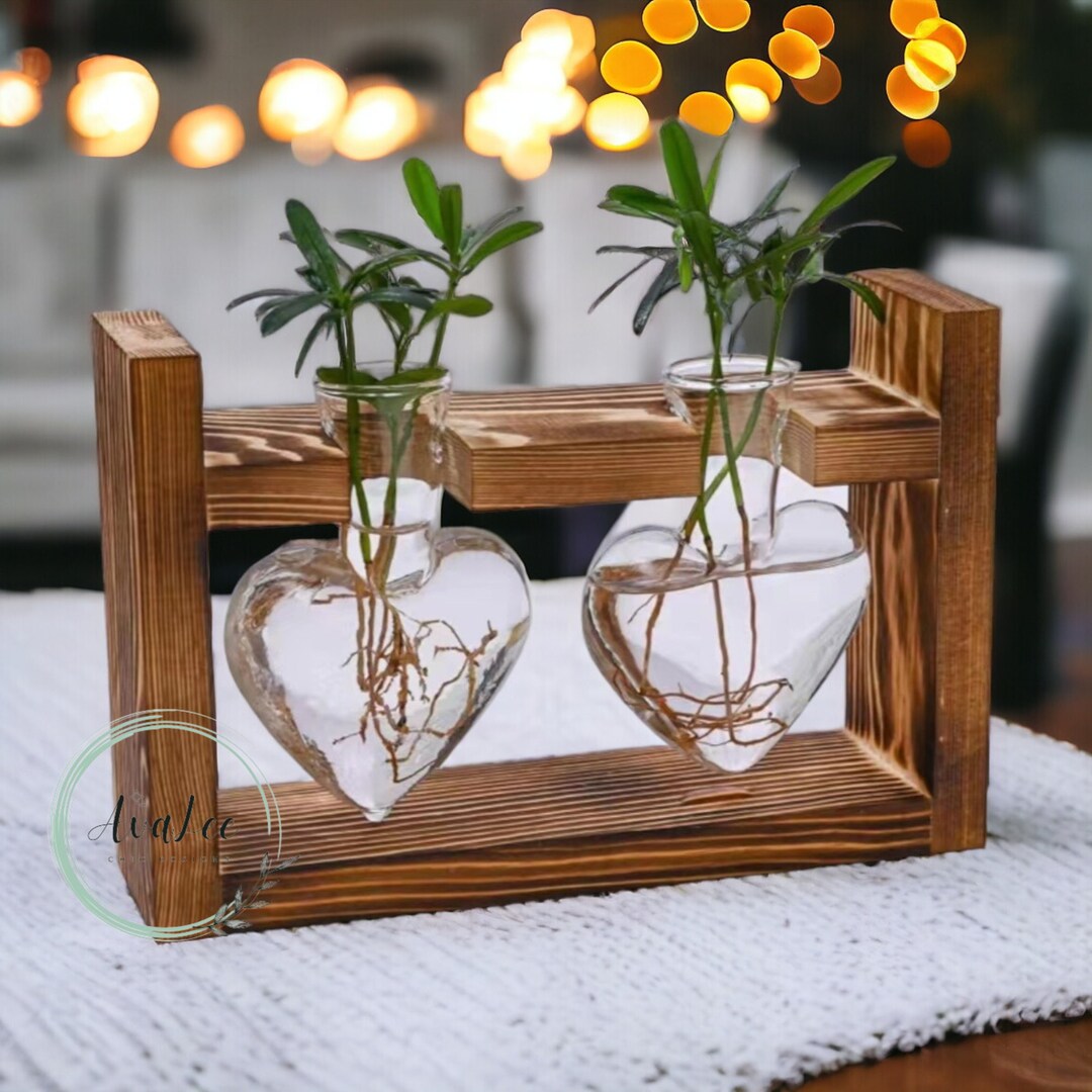 Heart Shaped Vase for Home Decor, Wooden Vase With Creative Design ...