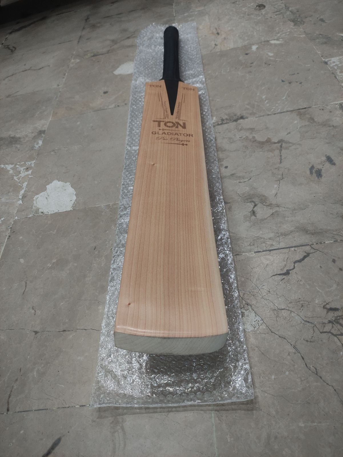 Cricket Bat Serbian Willow for Hard Ball. Bat, Cricket Bat, Match ...