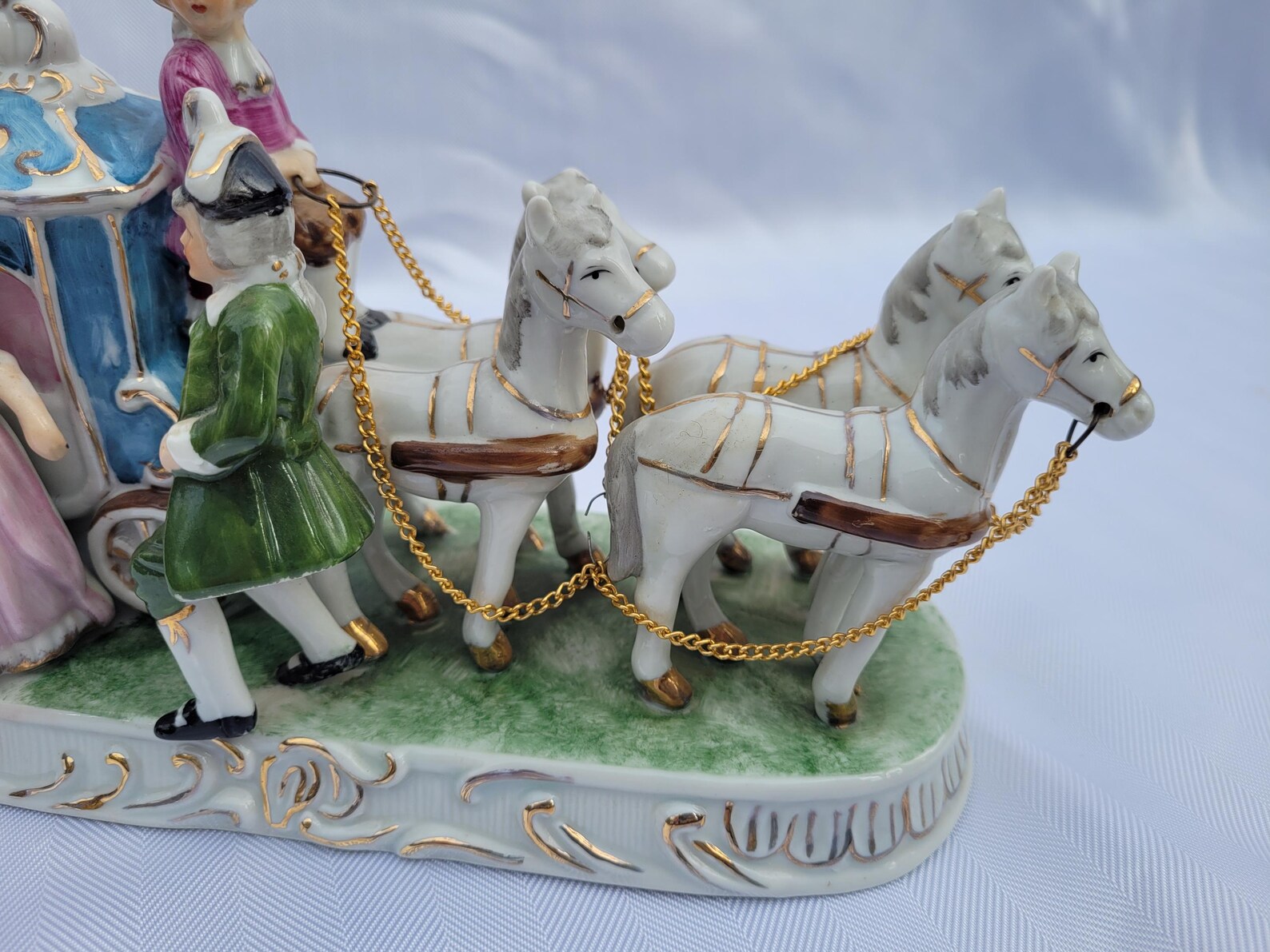 Vintage Porcelain Horse and Carriage | Porcelain Figurine | Porcelain 4 ...
