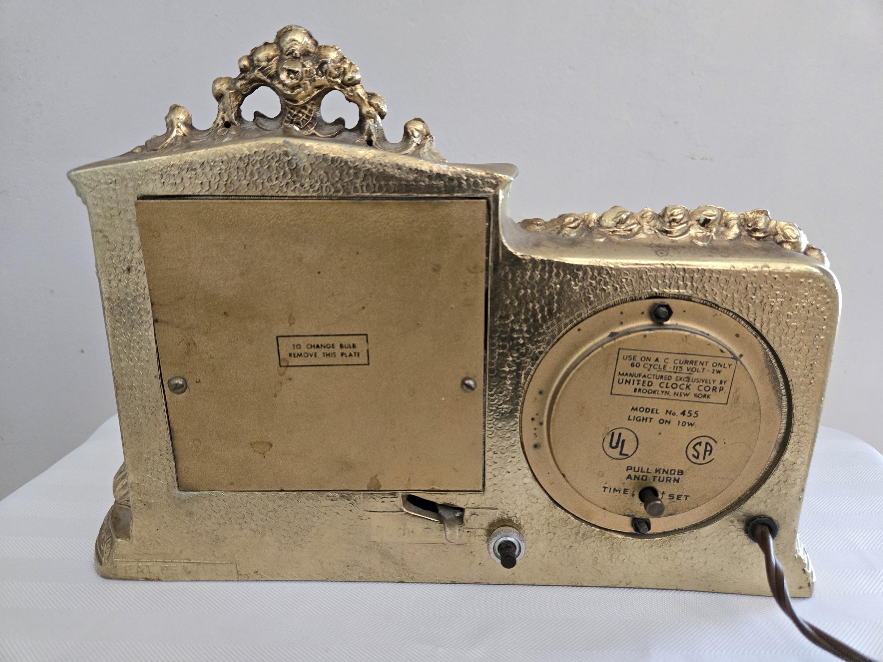 Vintage United Motion Fireplace Clock Model 455 United Clock Corp ...