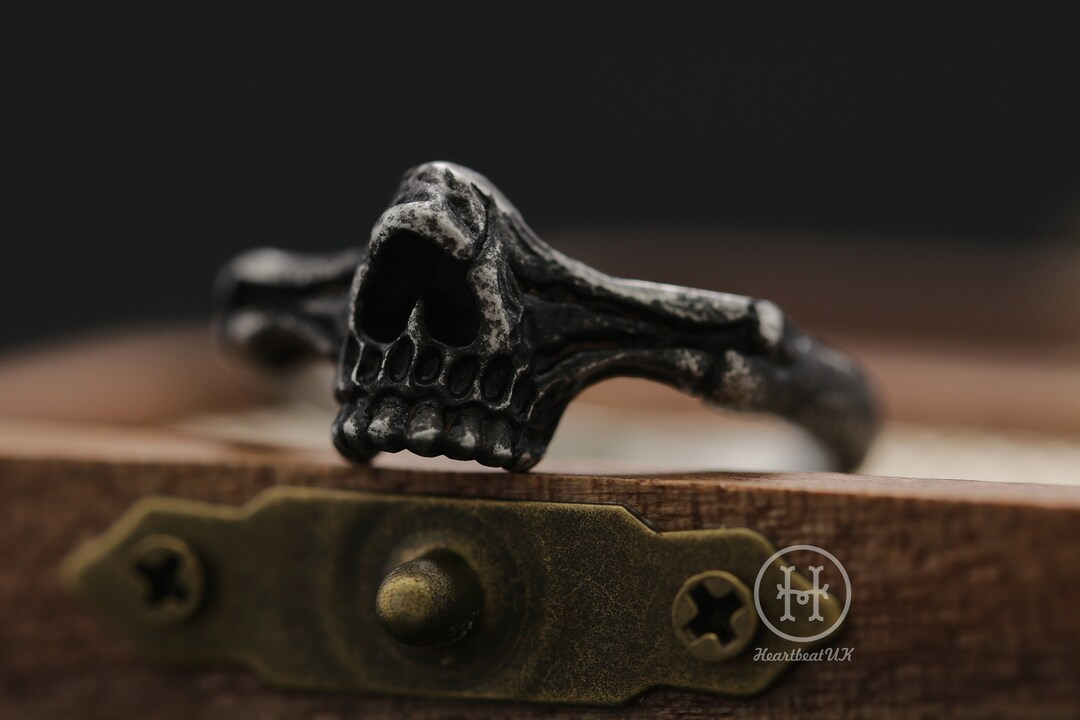 Goth Half Skull Ring for Men, Stainless Steel Bones Ring for Women ...