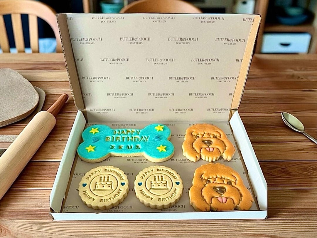 Cockapoo Personalised Birthday Biscuit Set - Etsy