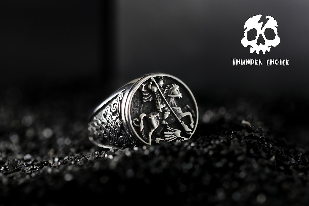 Men Silver Knight Signet Ring - Knight in Armour Horse Ring - Patterned ...