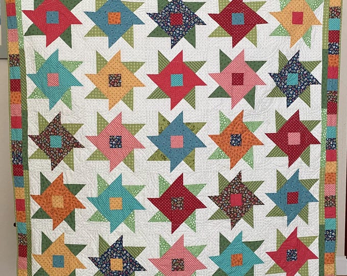 Handmade Floral Patchwork Quilt: Cotton Throw Quilt (47x47) - Etsy