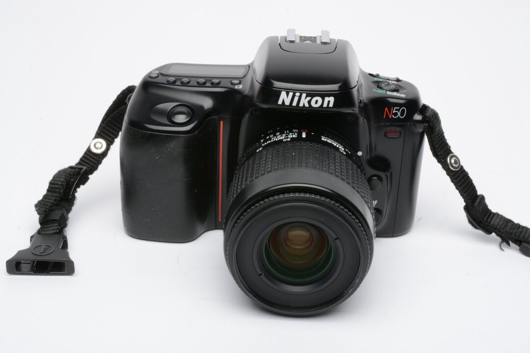 Nikon N50 35mm SLR W/nikkor 35-80mm F4-5.6d Zoom Lens, Padded Case ...