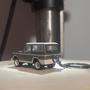 1967 Ford Bronco Keychain - Etsy