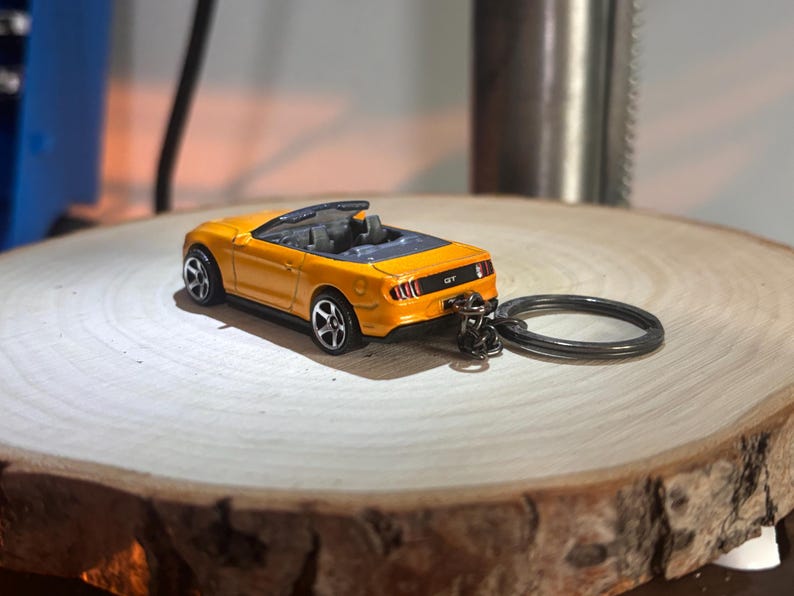 2018 Ford Mustangs Convertible Keychain - Etsy