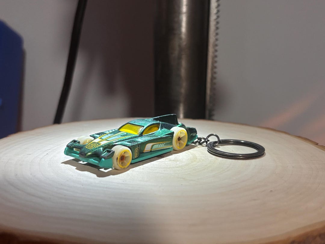 Race Car Keychain - Etsy
