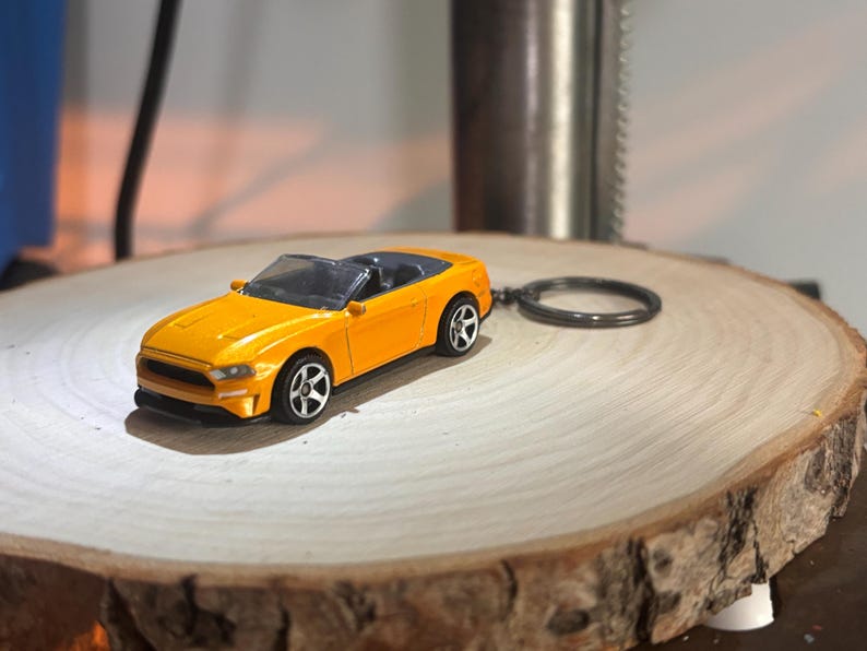 2018 Ford Mustangs Convertible Keychain - Etsy