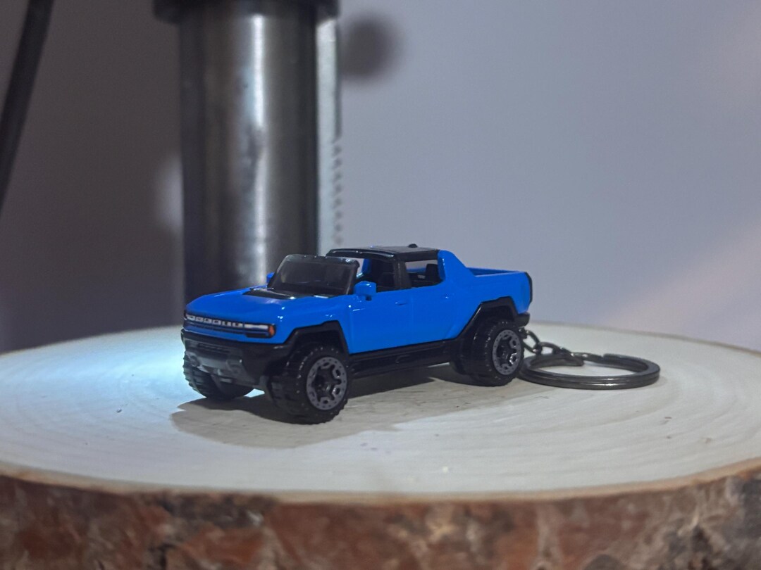 EV Hummer Keychain - Etsy