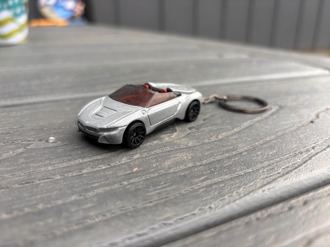 BMW I8 Roadster Keychain - Etsy