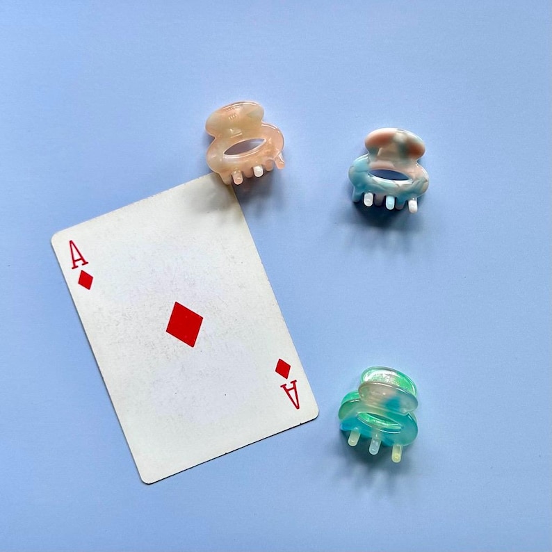 Mini Round Claw Clip - Etsy