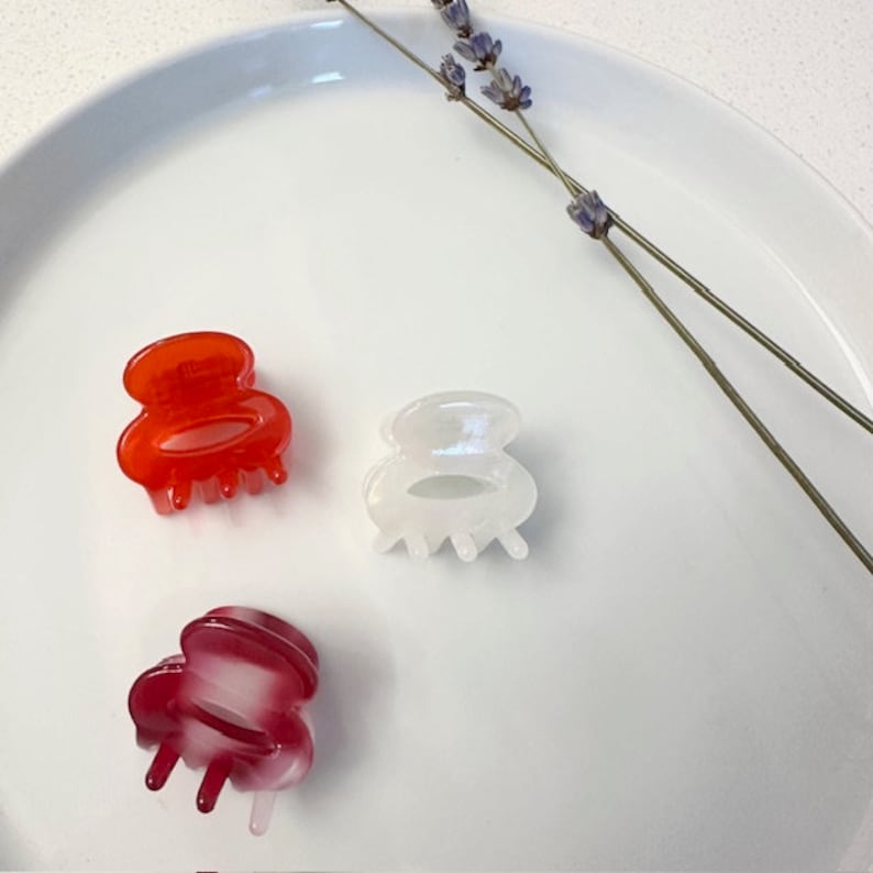 Mini Round Claw Clip - Etsy