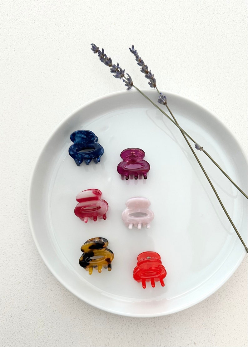 Mini Round Claw Clip - Etsy