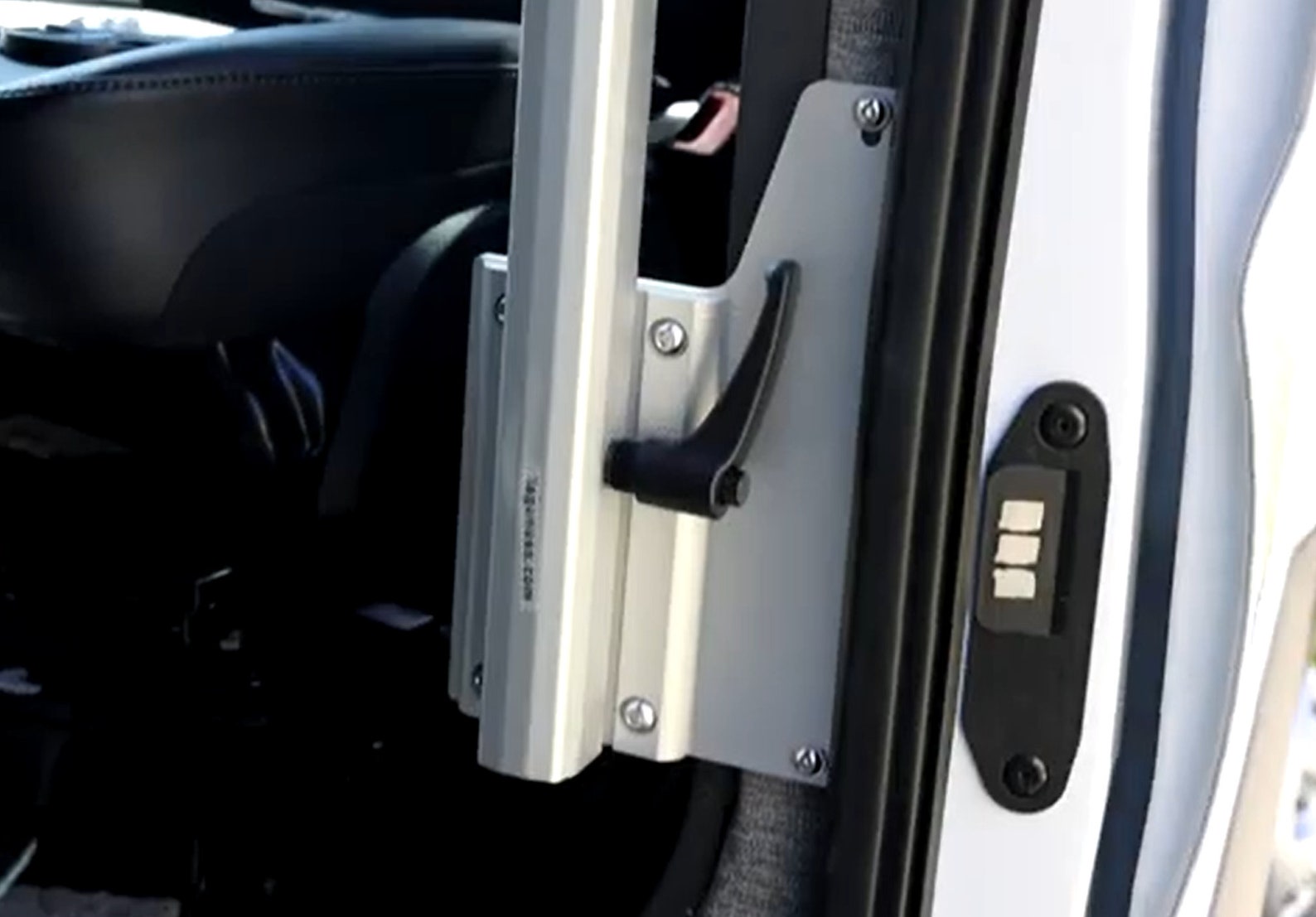 Brand New DIY B-pillar Mount Bracket for Lagun Table Mount for Ford ...