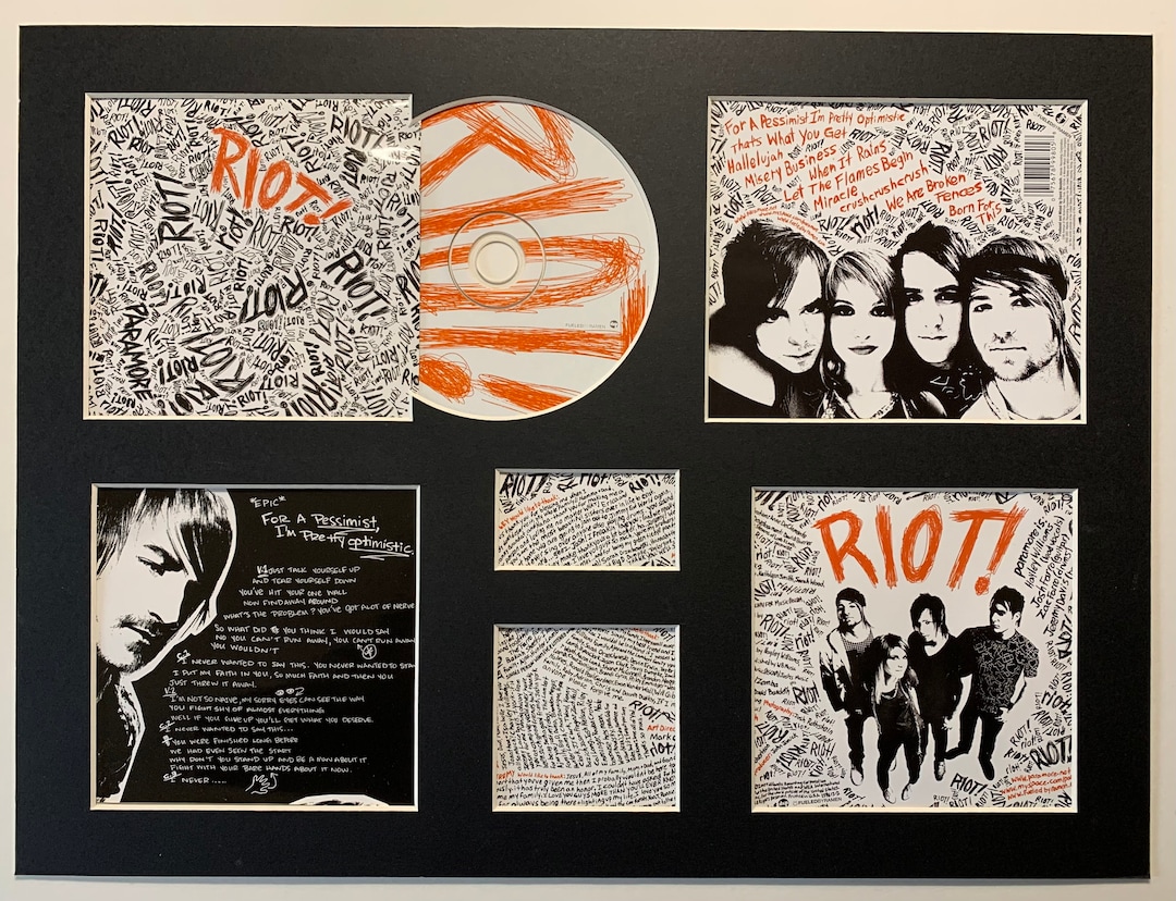 PARAMORE - Riot - Album Display Deluxe - Etsy