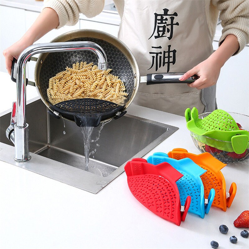 Never Fear a Messy Counter Again This Silicone Pot Edge Drainer Stops ...