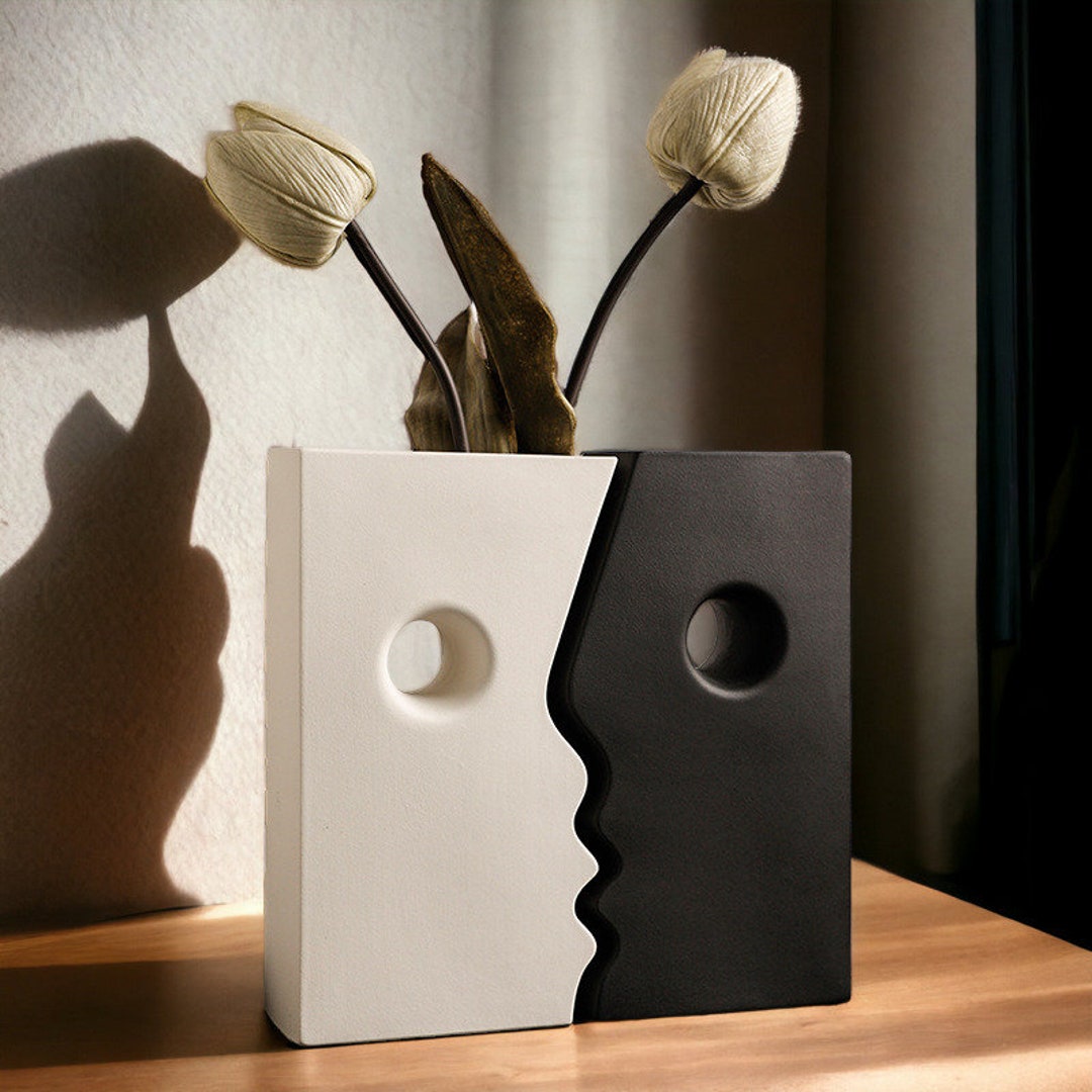 Couples Love Vase | Matte Vase | Valentines Day Gift | Home Gift ...